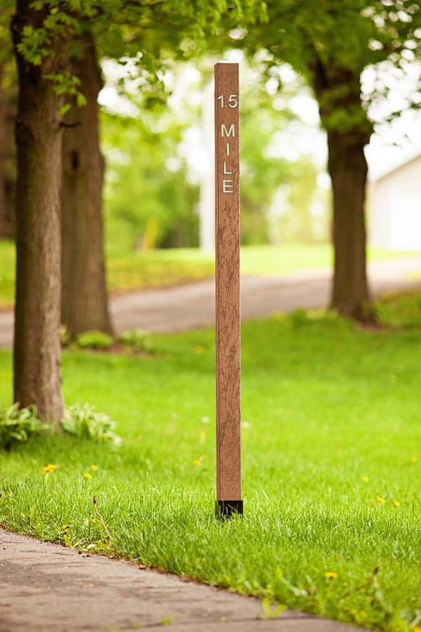 6 Ft Mile Marker