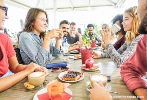 Sustainable Initiatives to Fight Food Waste on Campus